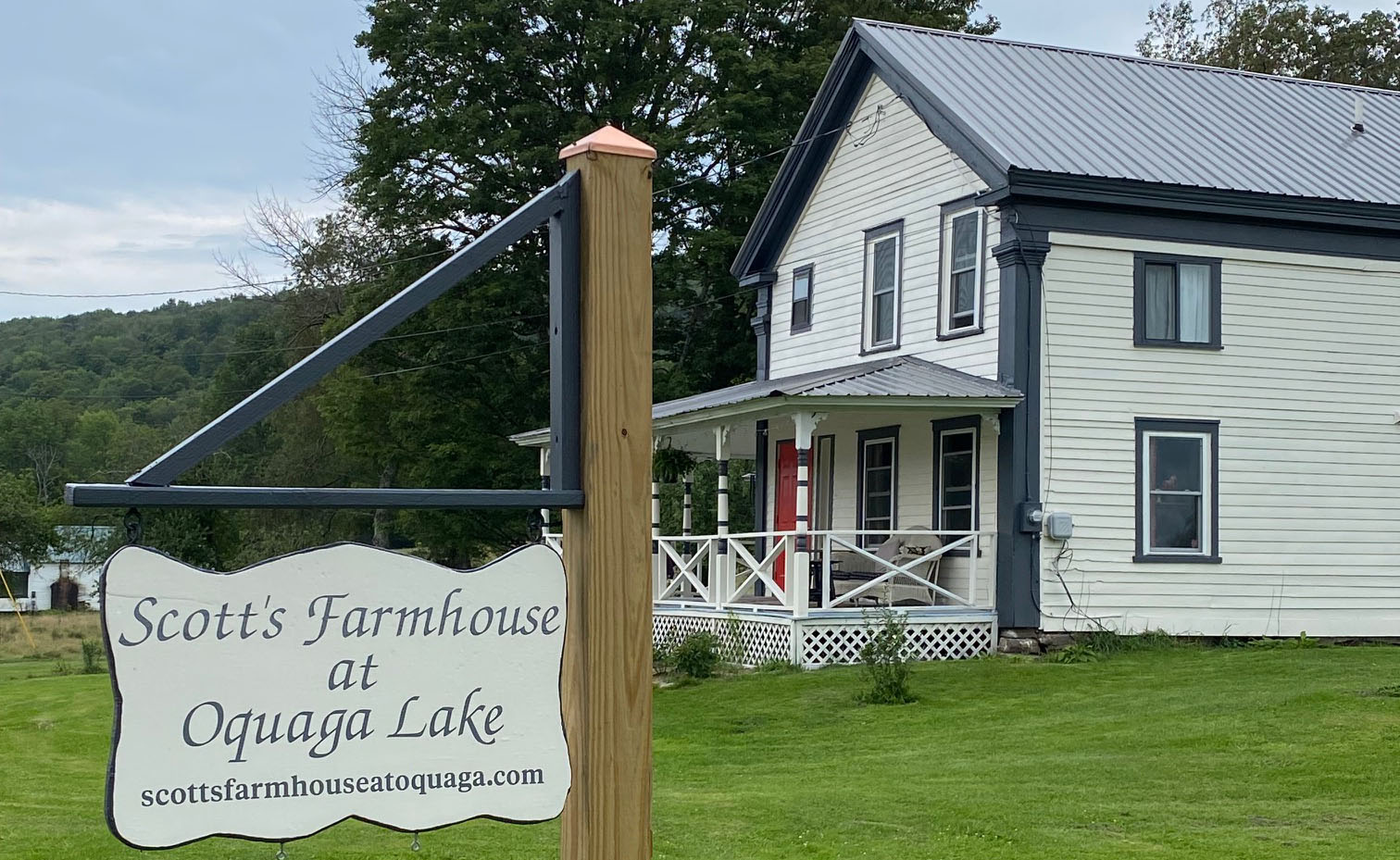 Scott’s Farmhouse at Oquaga Lake, Vacation Rental